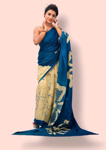 Hot Bangladeshi Saree Model : A Captivating Fusion - Mati News